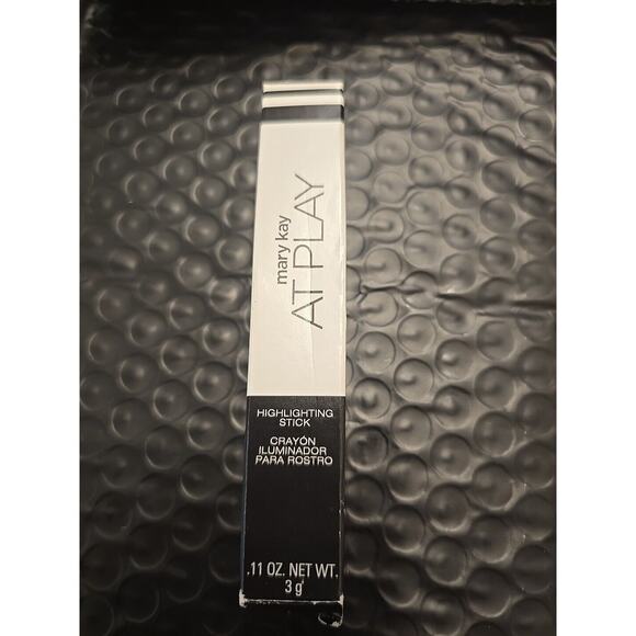 Mary Kay | Makeup | Mary Kay At Play Rose Gold Highlighting Stick 2915 ...